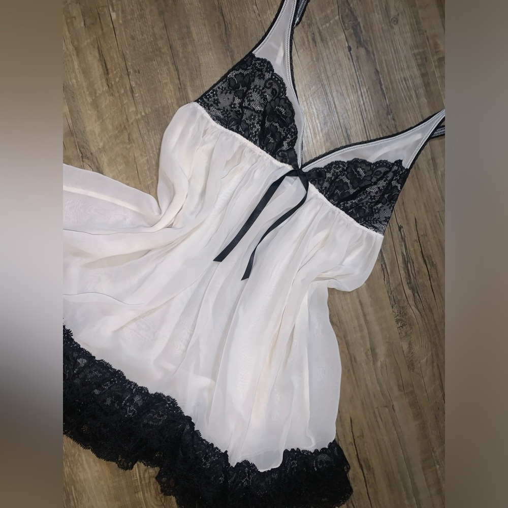 Victoria’s Secret Lacy Baby Doll Lingerie - Gem
